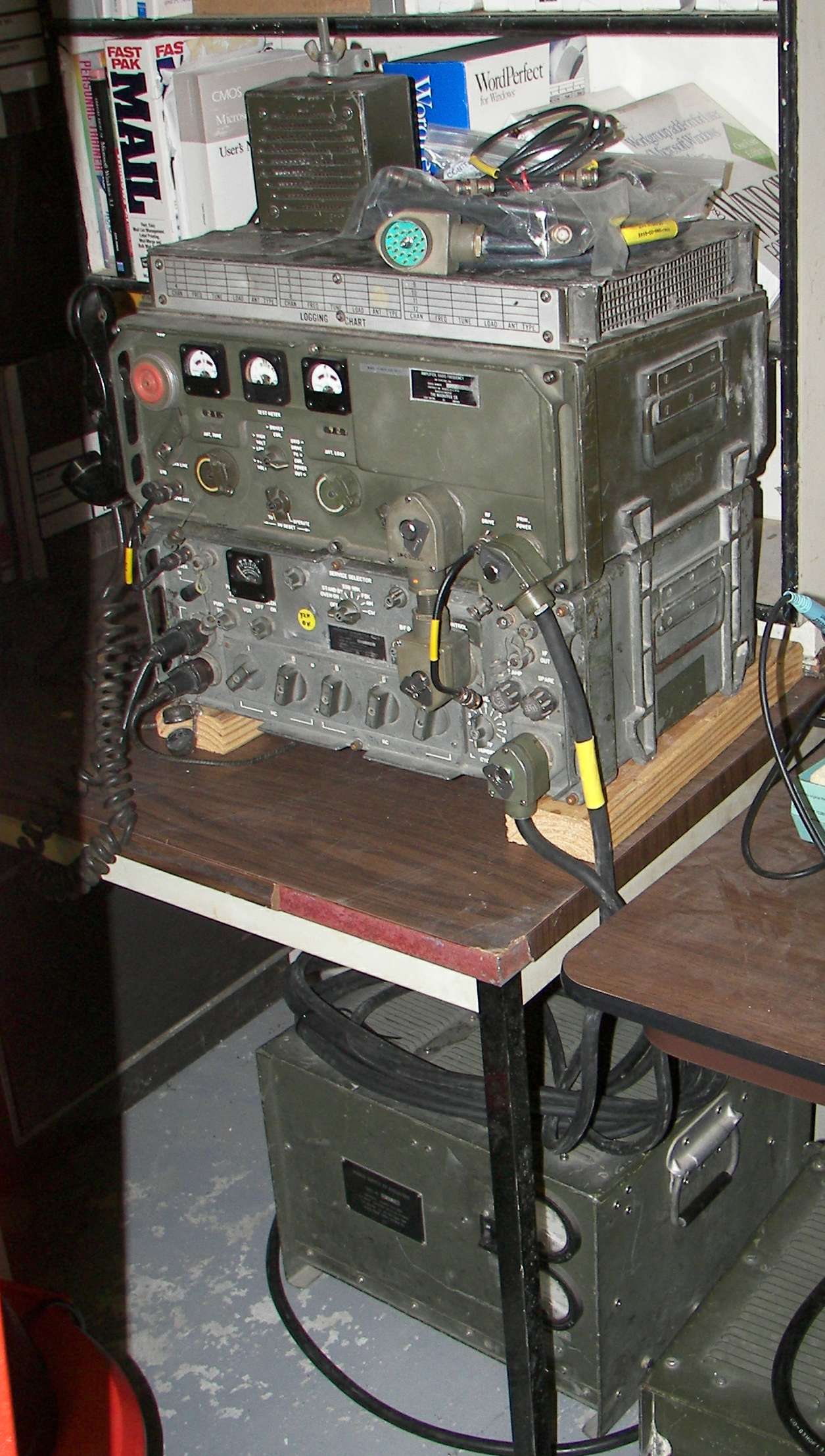 AN/GRC-106 HF Radio Set