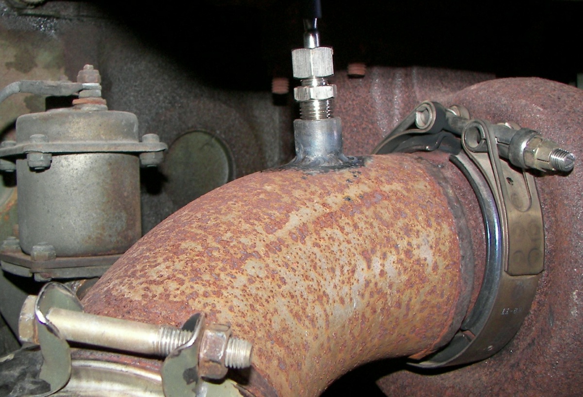 Installing an After-Turbo Pyrometer in the M35A2